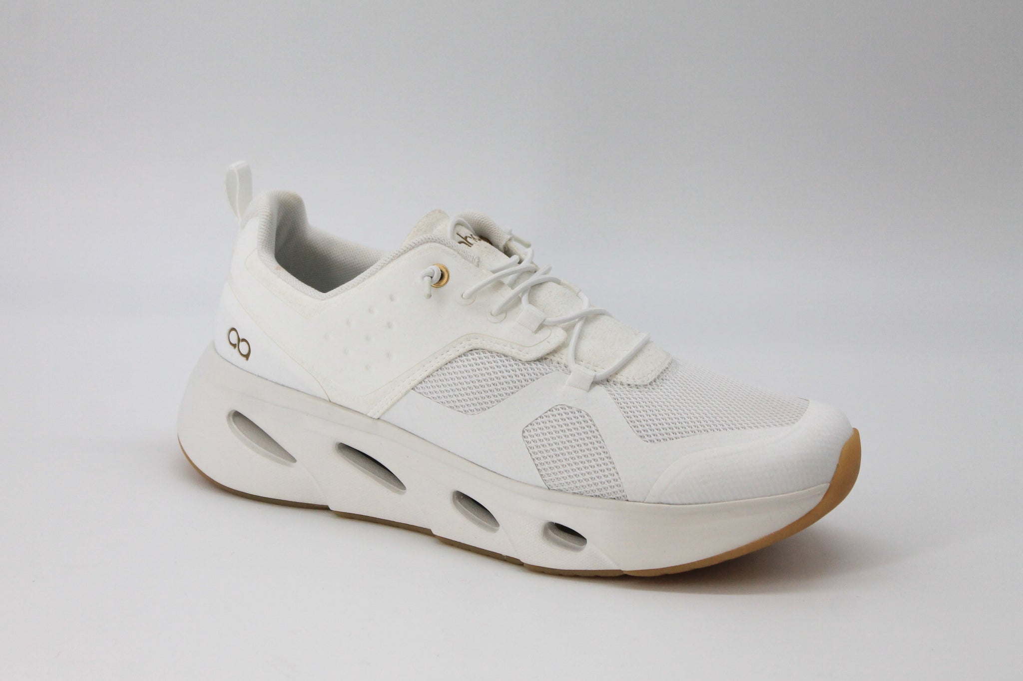 Ten Haag 0001 White – Shoe Style International